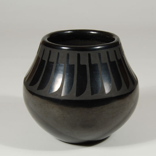 Maria Martinez Pottery – C3672E - Adobe Gallery, Santa Fe